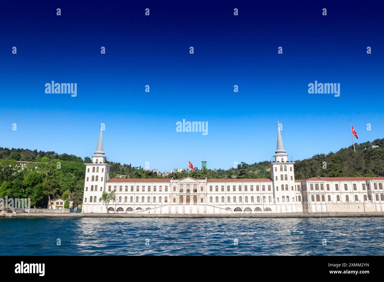 Bild der kuleli askeri lisesi in istanbul, Türkei. Die Kuleli Military ...