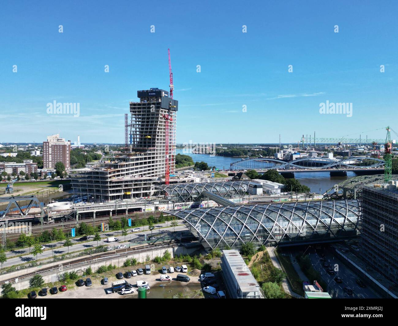 Elbtower an den Elbbrücken, Hamburg 29.7.2024 Norderelbe, U-Bahn ...