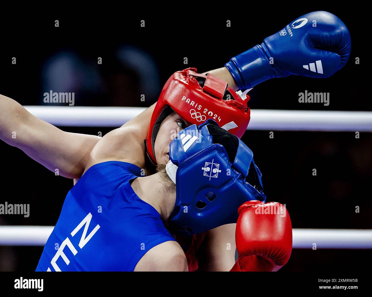 PARIS - die niederländische Boxerin Chelsey Heijnen im achten Finale ...