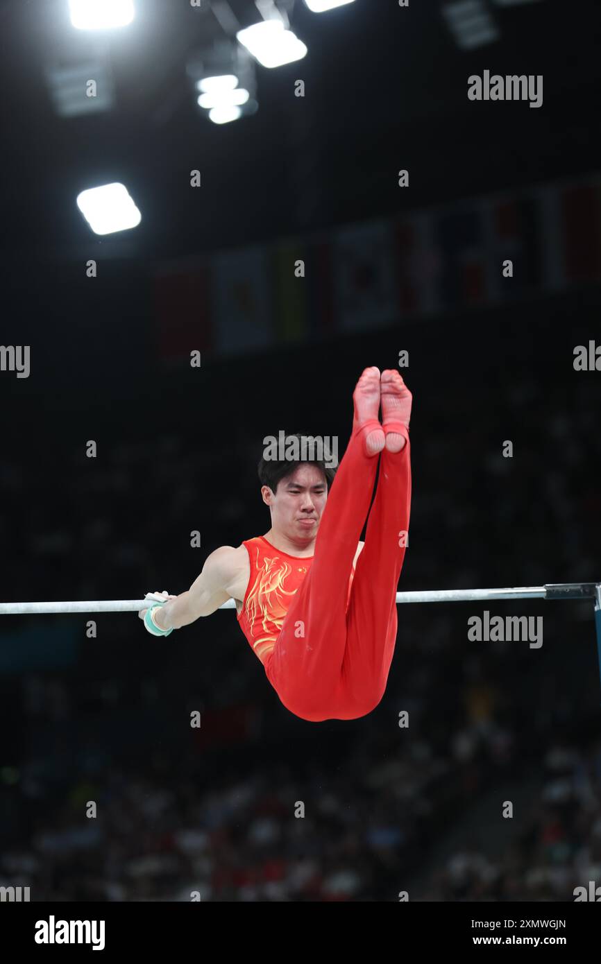 **CHINESISCHES FESTLAND, HONGKONG, MACAU UND TAIWAN OUT** das Team ...