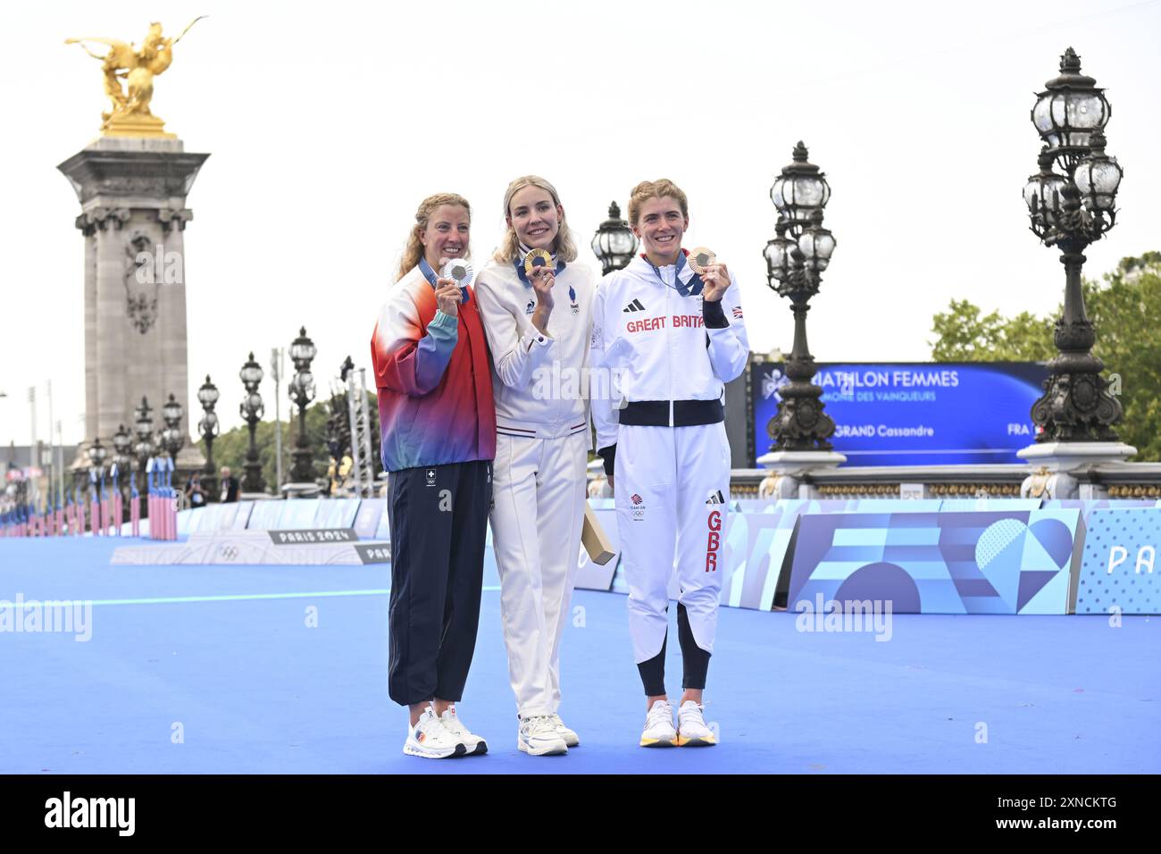 Julie Derron (SUI) Silbermedaille, Cassandre Beaugrand (Frankreich) Goldmedaille, Beth Potter ...