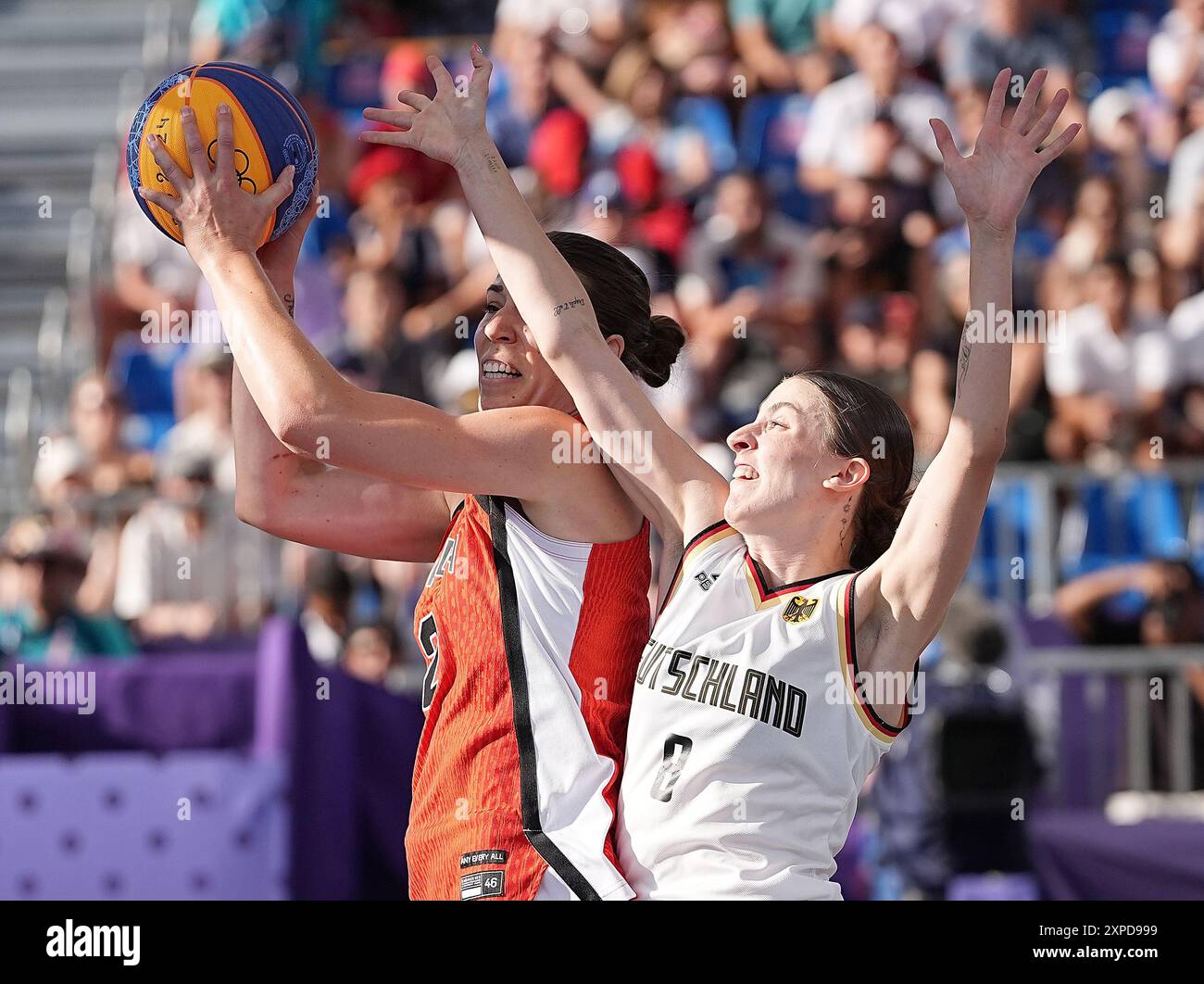 Paris, Frankreich. August 2024. ELISA Mevius (R) aus Deutschland und ...