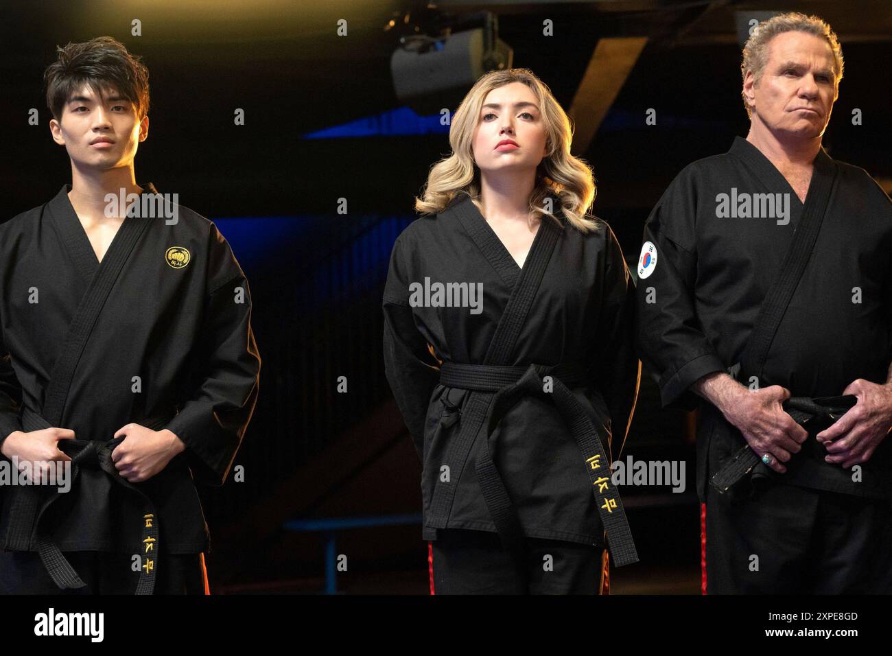 COBRA KAI, von links: Brandon H. Lee, Peyton List, Martin Kove (Staffel ...
