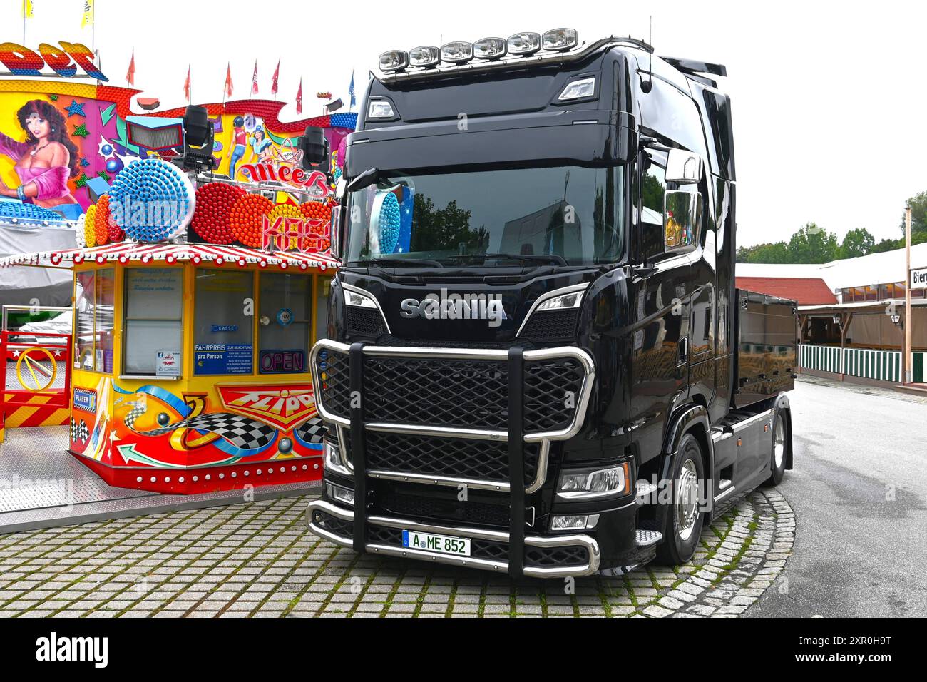 Schausteller fahrzeug -Fotos und -Bildmaterial in hoher Auflösung – Alamy