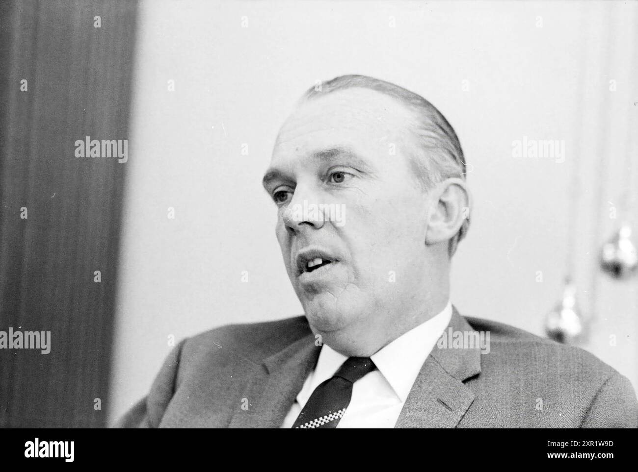 Herr Knol, Portraits, 13-03-1969, Whizgle Dutch News: Historische ...