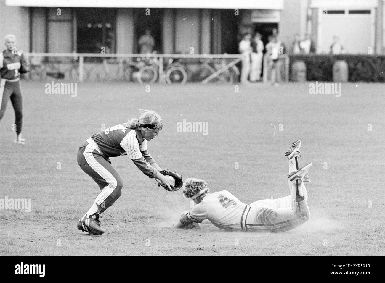 HHC - Kinheim, Softball, 18-08-1985, Whizgle Dutch News: Historical ...