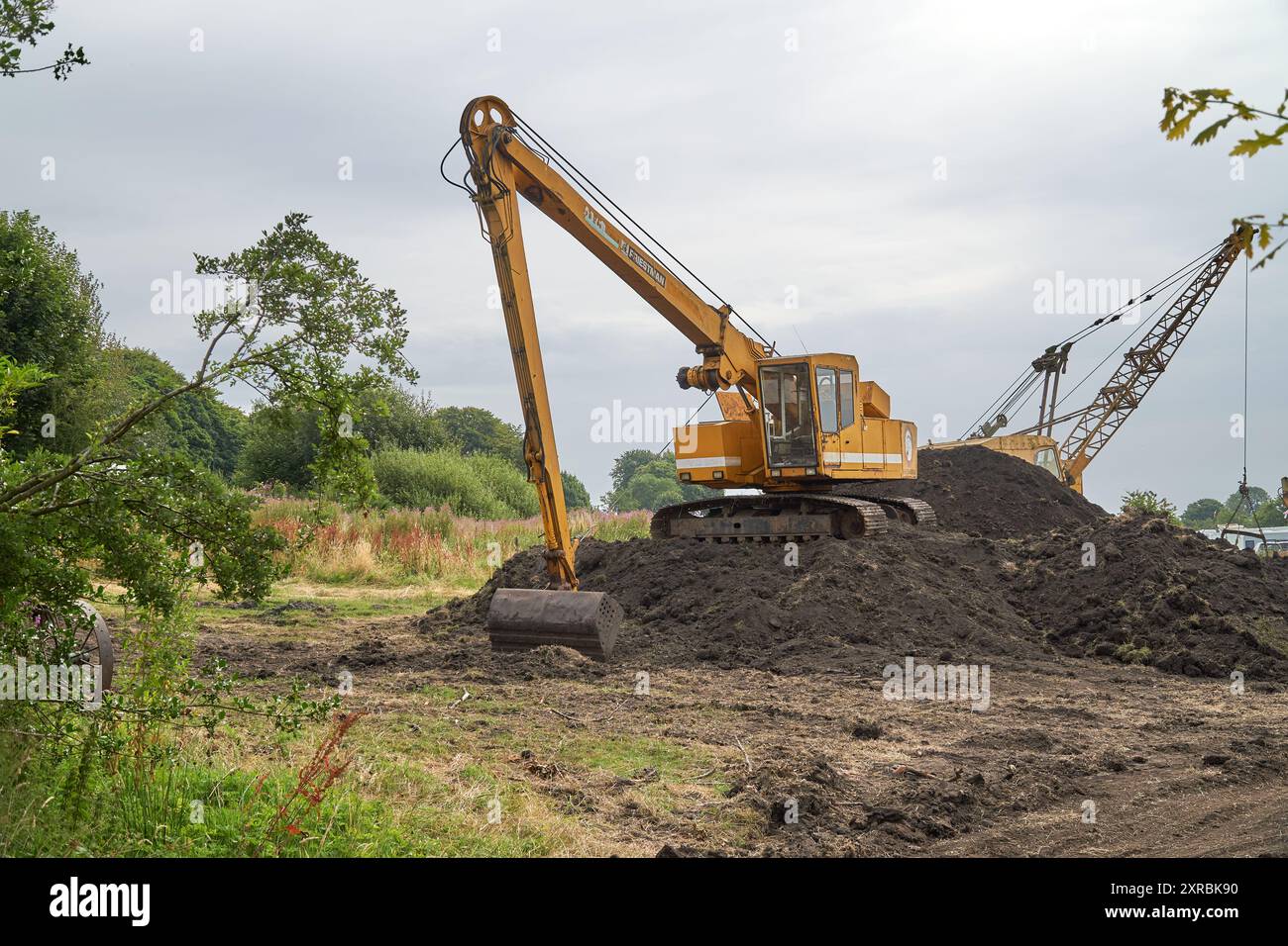 Brandneue bagger -Fotos und -Bildmaterial in hoher Auflösung – Alamy