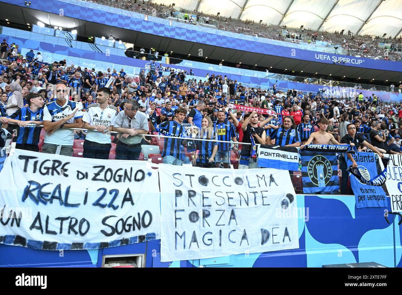 WARSCHAU - Atalanta BC Fans beim UEFA Super Cup zwischen Real Madrid CF ...