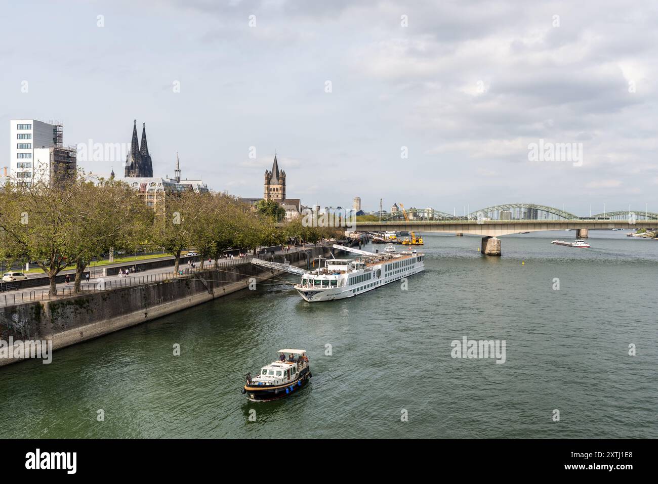 Panorama beginn einer mittelalterlichen stadt -Fotos und -Bildmaterial ...