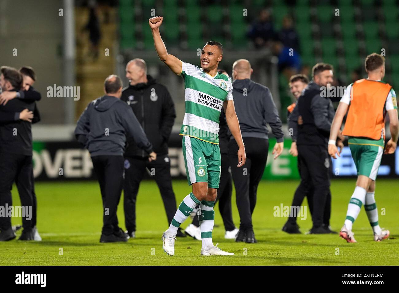 Burke shamrock rovers 2024 -Fotos und -Bildmaterial in hoher Auflösung ...