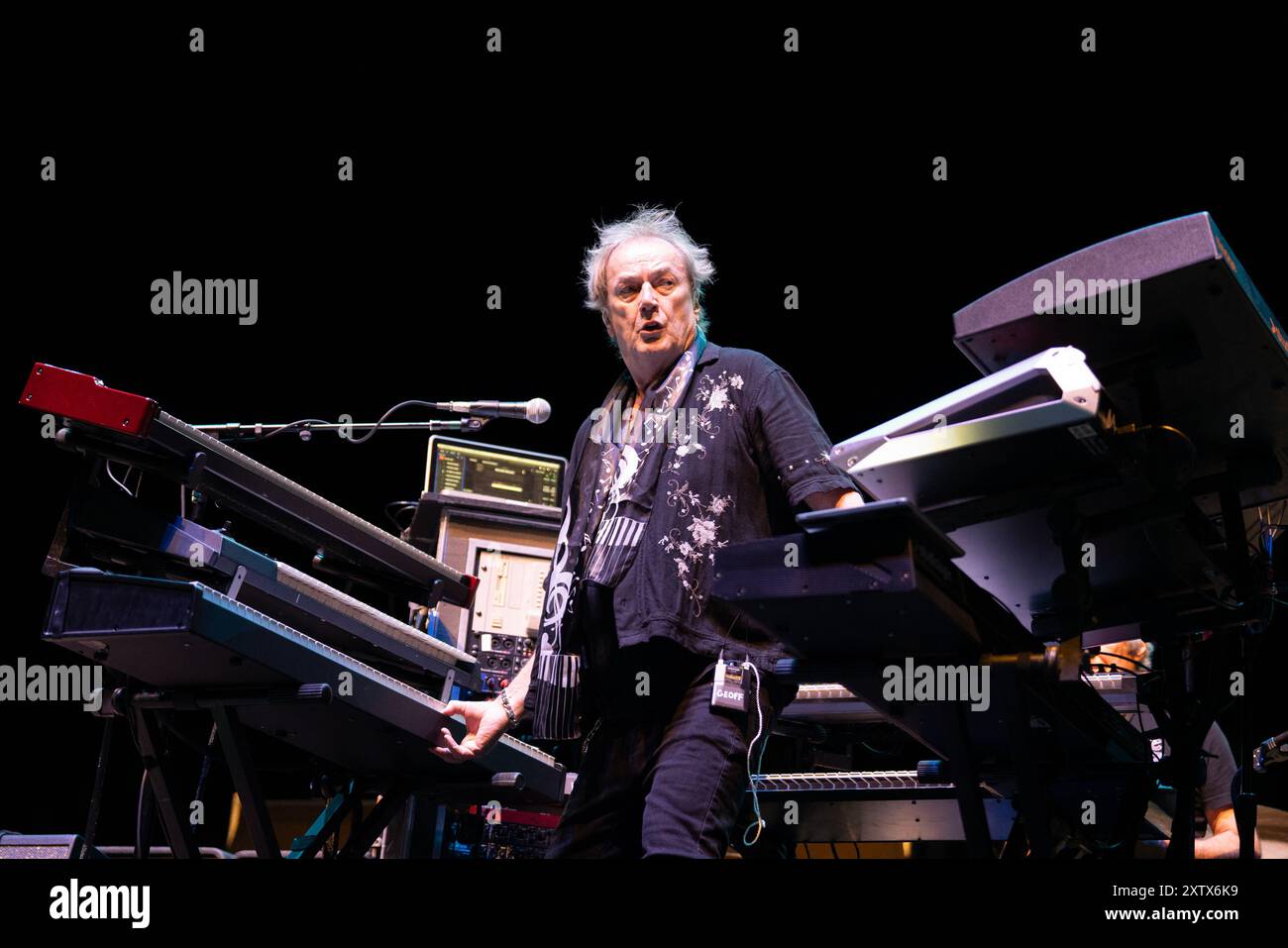 Ja diskographie -Fotos und -Bildmaterial in hoher Auflösung – Alamy