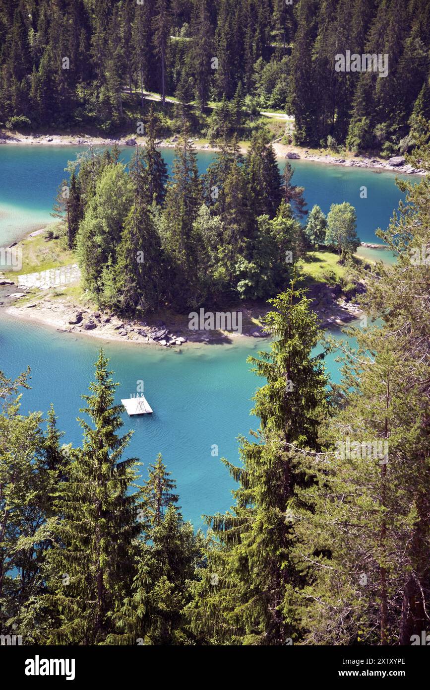 Caumasee see -Fotos und -Bildmaterial in hoher Auflösung – Alamy