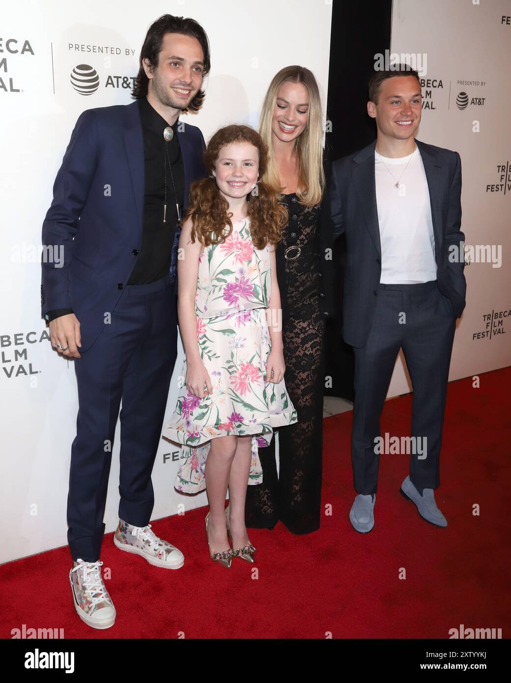 Margot robbie finn cole -Fotos und -Bildmaterial in hoher Auflösung – Alamy