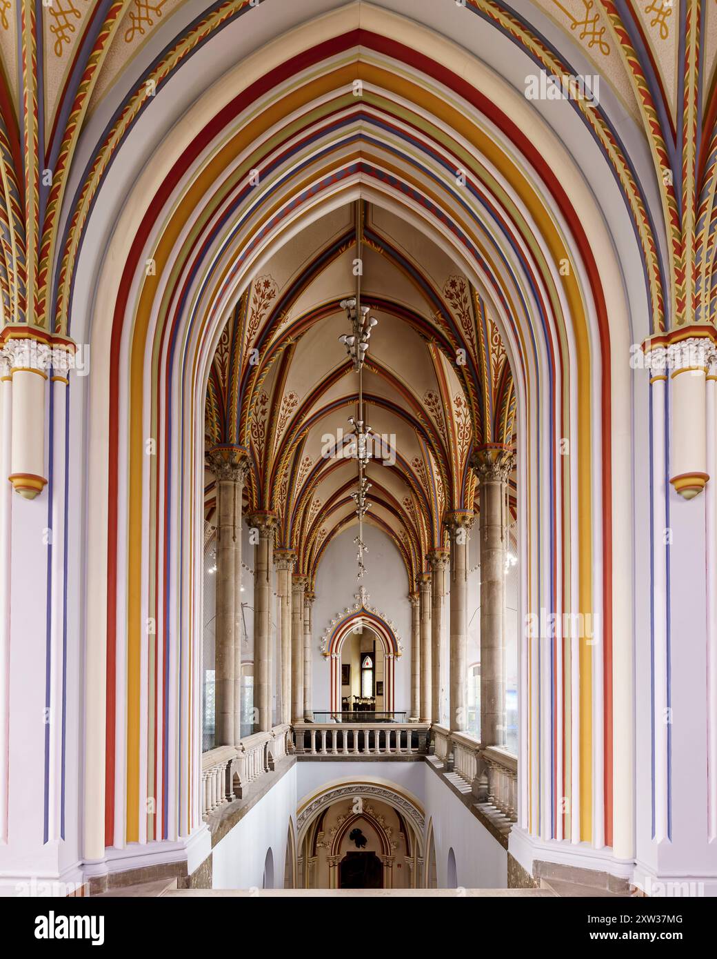 07.13.24. Budapest, Ungarn. Das Innere der Burg Vajdahunyad in Budapest ...
