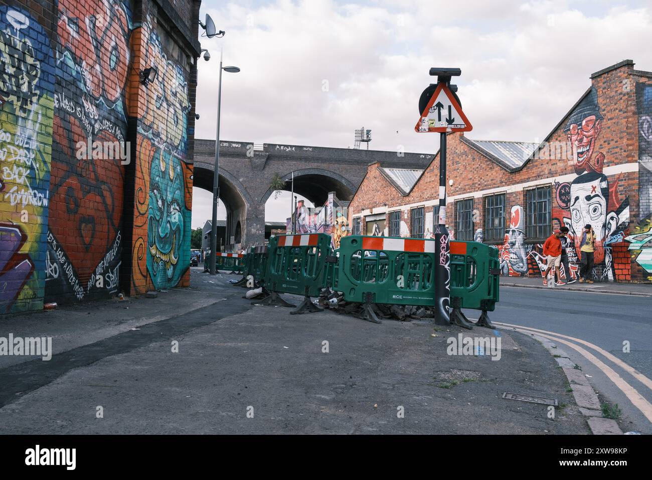 Blick auf das Digbeth-Viertel in Birmingham, ein ehemaliges Industriegebiet, das in ein Kunst ...