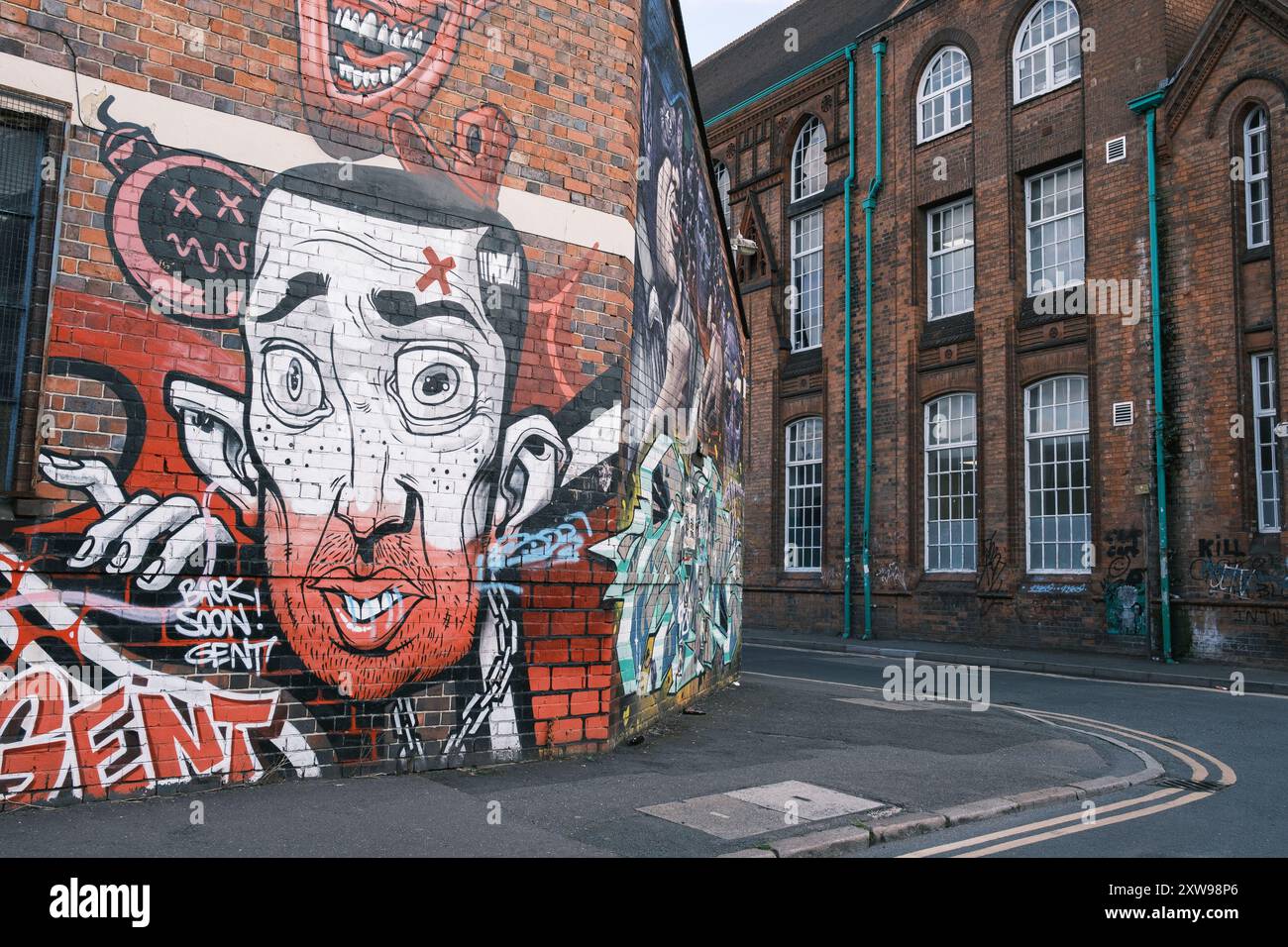 Blick auf das Digbeth-Viertel in Birmingham, ein ehemaliges Industriegebiet, das in ein Kunst ...