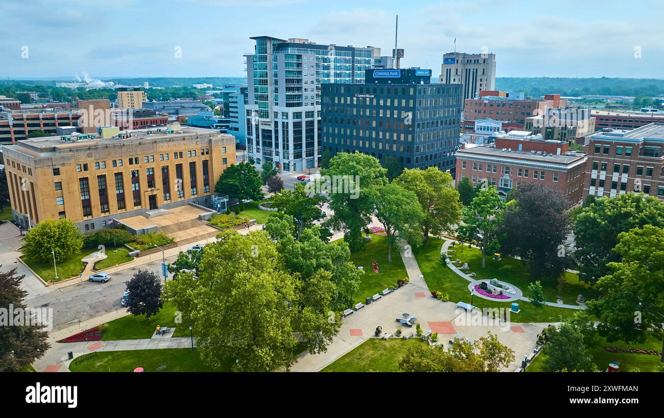Blick aus der Vogelperspektive auf den Bronson Park und die Innenstadt ...