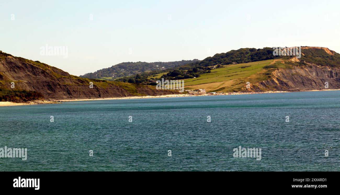 Blick entlang der Juraküste von Lyme Regis in Richtung Black Ven ...