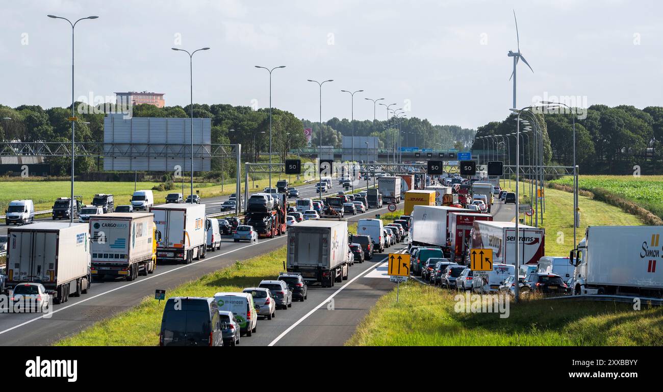 UTRECHT - während Rijkswaterstaates Arbeiten an der A2 auf den ...