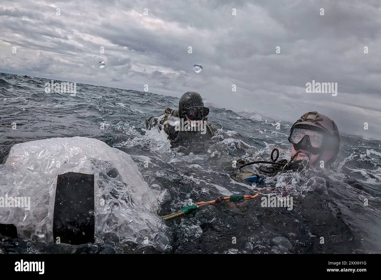 Putlos, Deutschland. 13. Juni 2024. U. S Navy SEAL Navy explosive Ordnance Disposal Mobile Unit ...