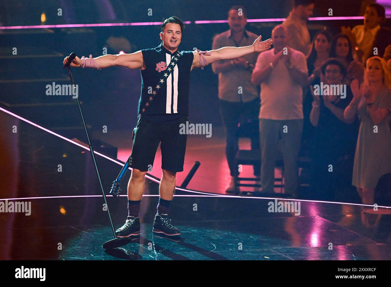 DIE GIOVANNI ZARRELLA SHOW 2024 Uhr 24.08.2024 in der Westfalenhalle in Dortmund Andreas ...