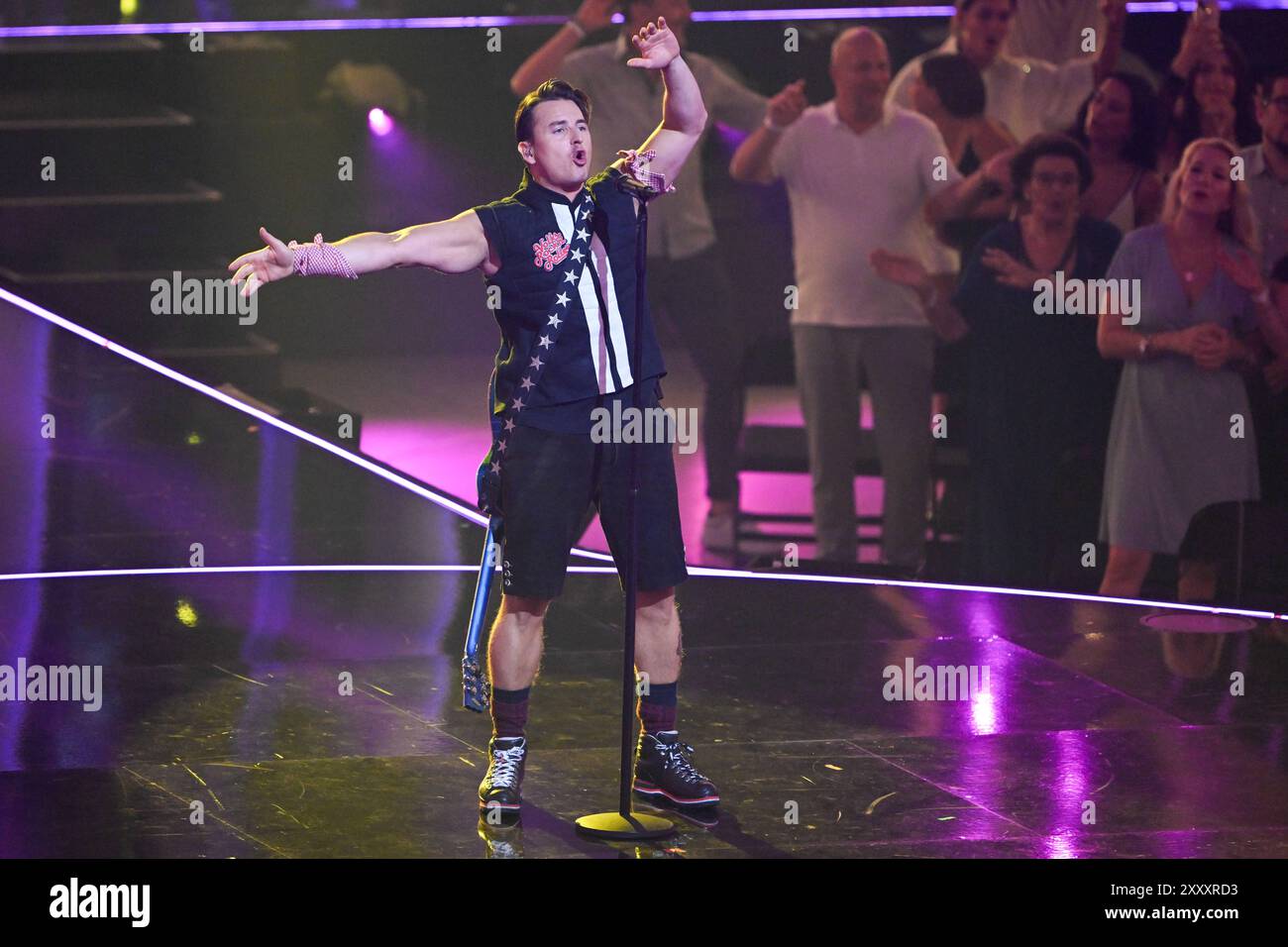 DIE GIOVANNI ZARRELLA SHOW 2024 Uhr 24.08.2024 in der Westfalenhalle in Dortmund Andreas ...