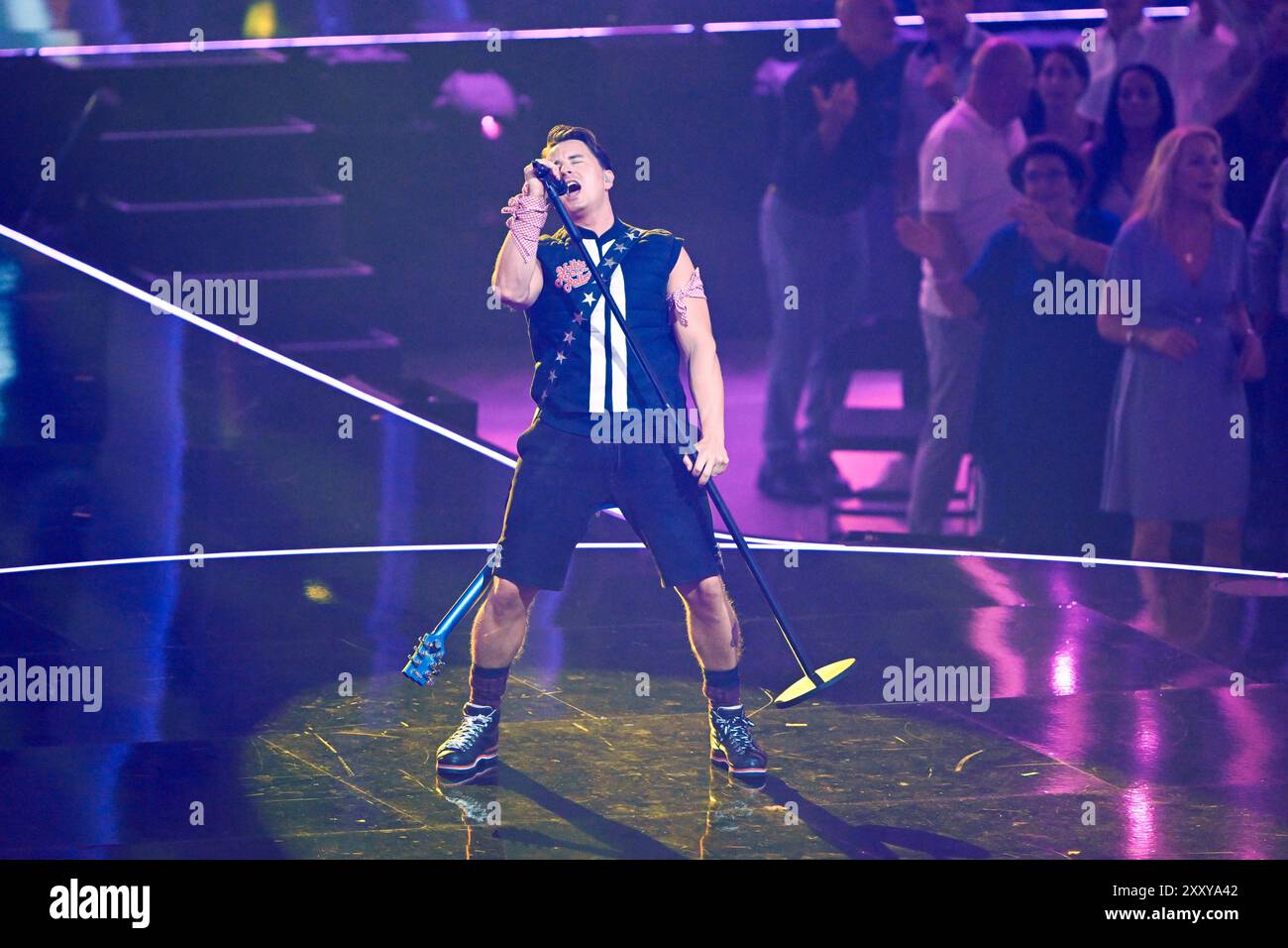 DIE GIOVANNI ZARRELLA SHOW 2024 Uhr 24.08.2024 in der Westfalenhalle in Dortmund Andreas ...