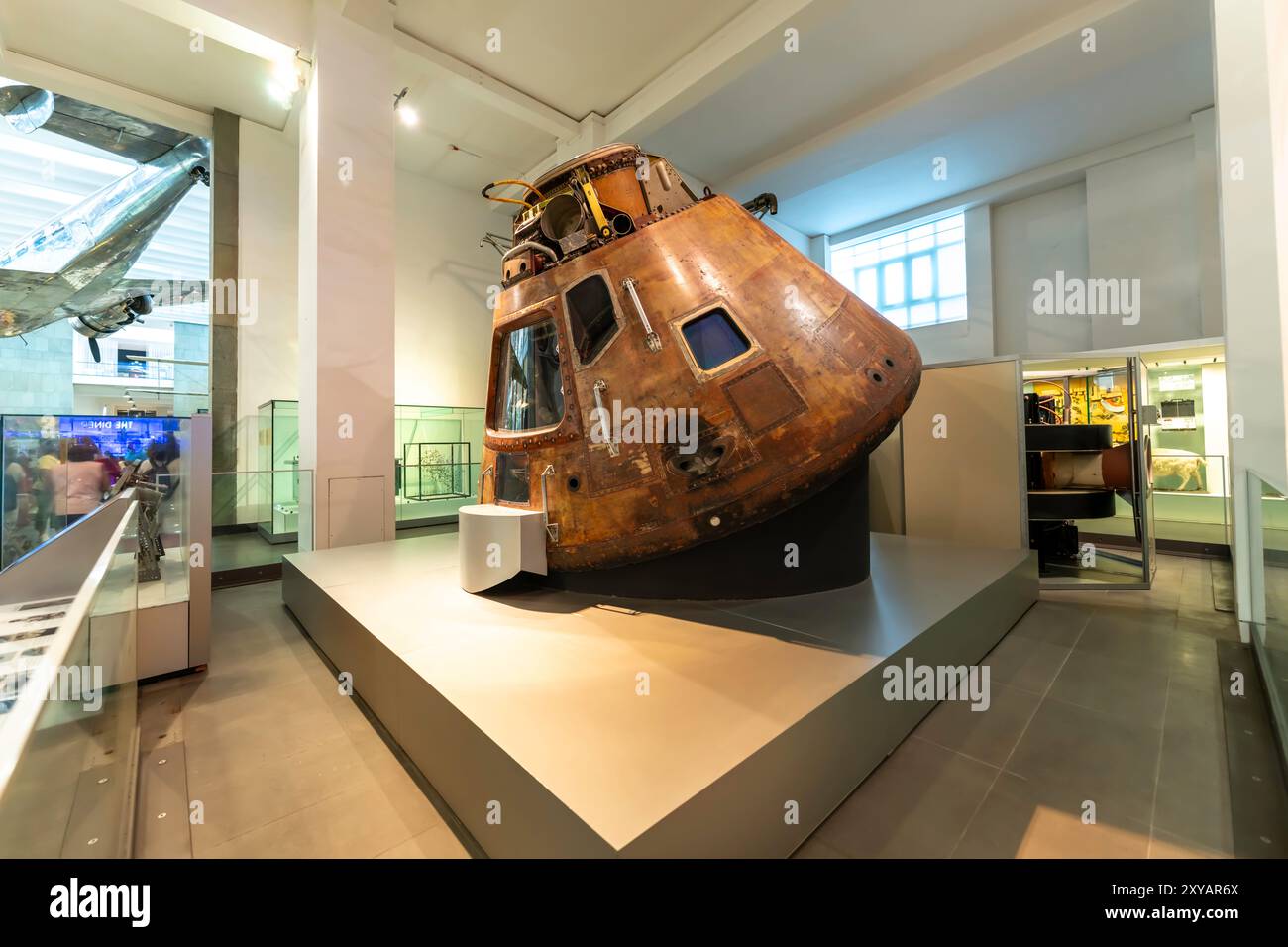 Apollo command module interior -Fotos und -Bildmaterial in hoher ...