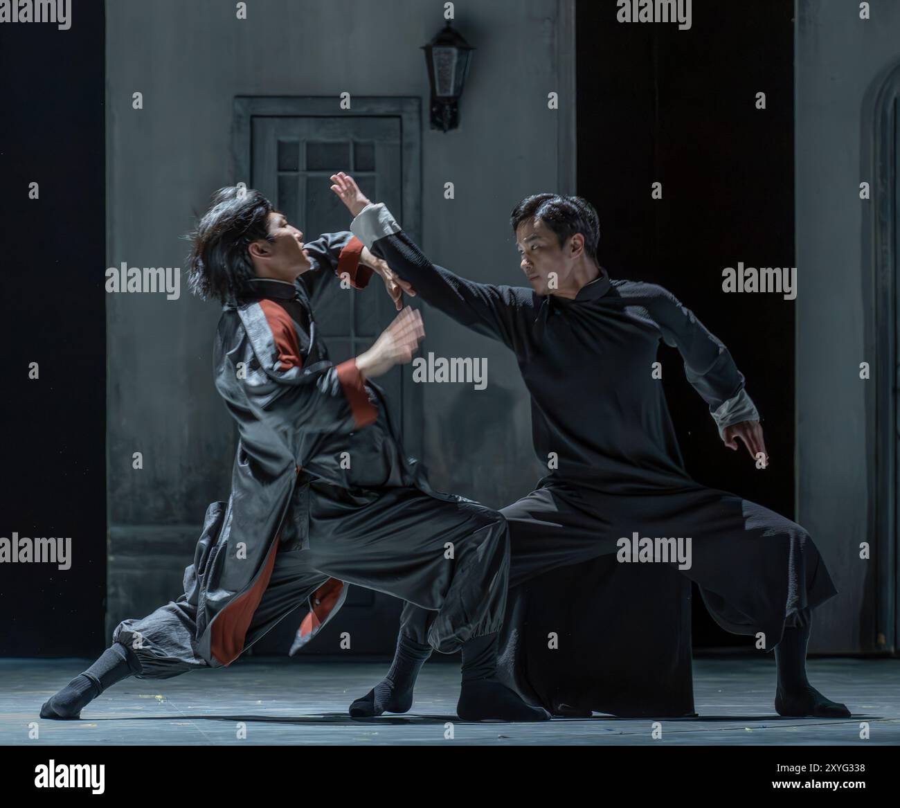 Tai chi meister zhang zhenguo -Fotos und -Bildmaterial in hoher ...