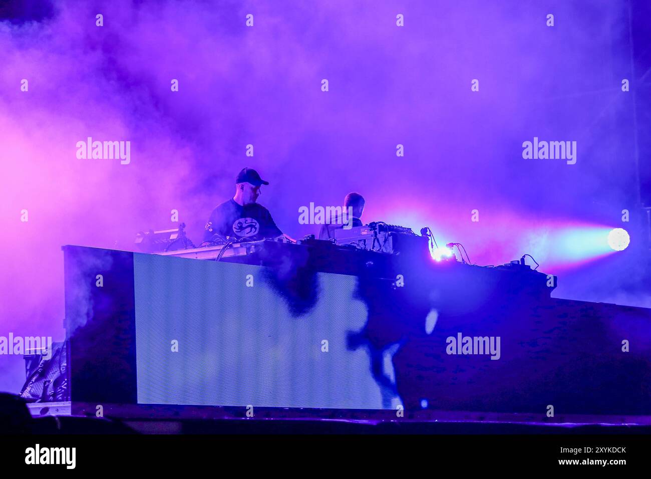 Overmono (Tom und Ed Russell) tritt beim HEUTIGEN Festival 2024 am 29 ...
