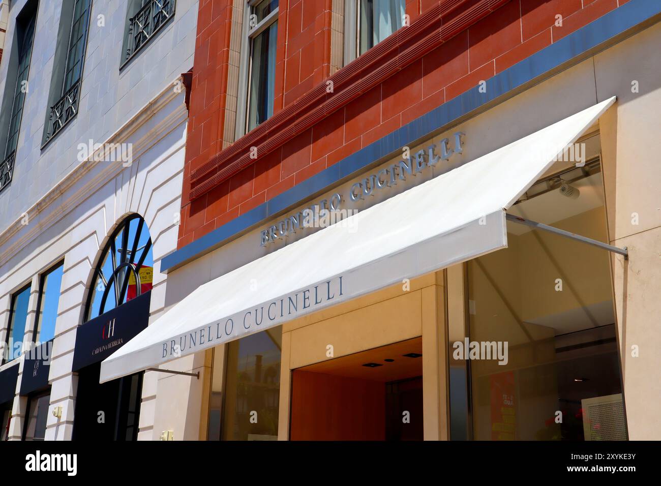 Brunello cucinelli logo -Fotos und -Bildmaterial in hoher Auflösung – Alamy