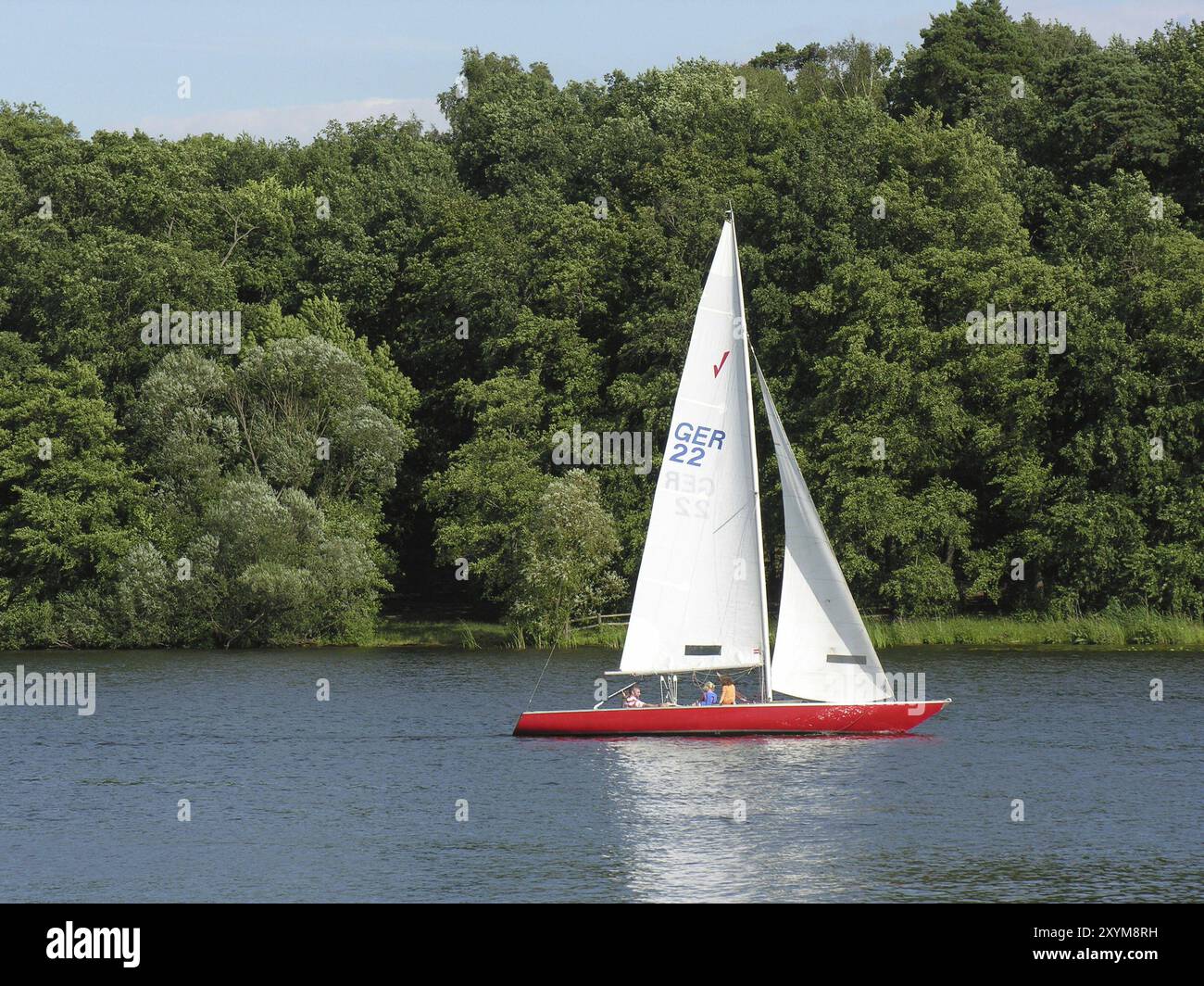Offenes kielboot -Fotos und -Bildmaterial in hoher Auflösung – Alamy