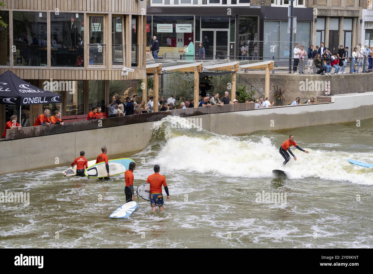 Surfanlage im Stadtzentrum von Rotterdam, Rif010, angeblich die ...