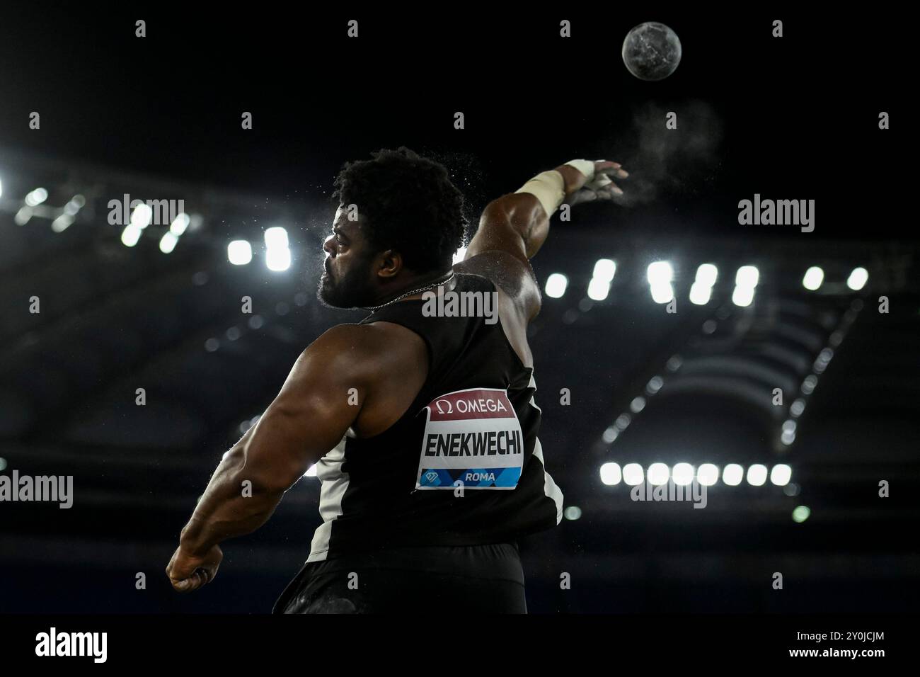 Chukwuebuka Cornnell Enekwechi aus Nigeria tritt im Diskuswurf-Finale ...