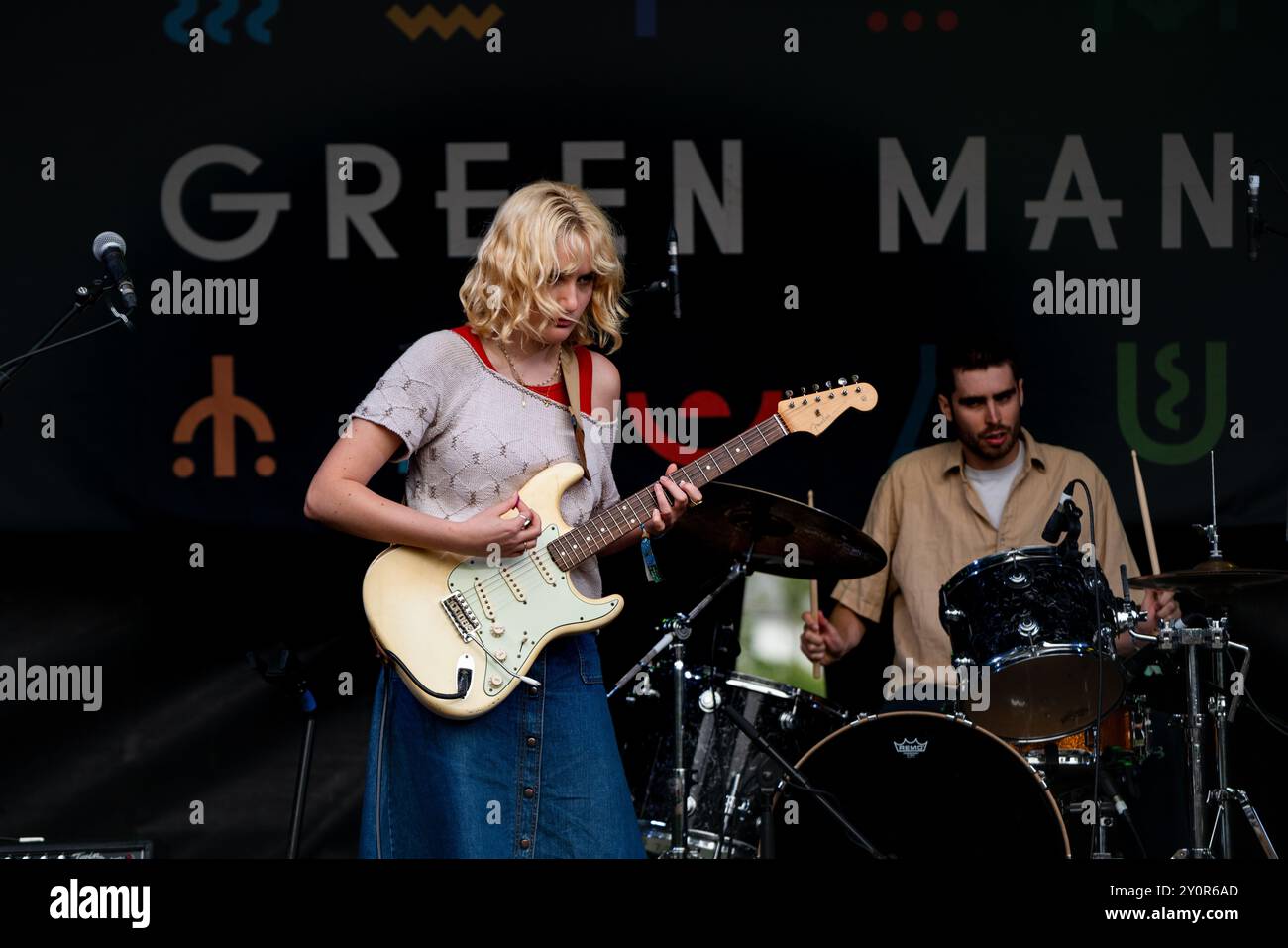 LADYLIKE, KONZERT, 2024: Leadsänger und Gitarrist Georgia Butler von ...
