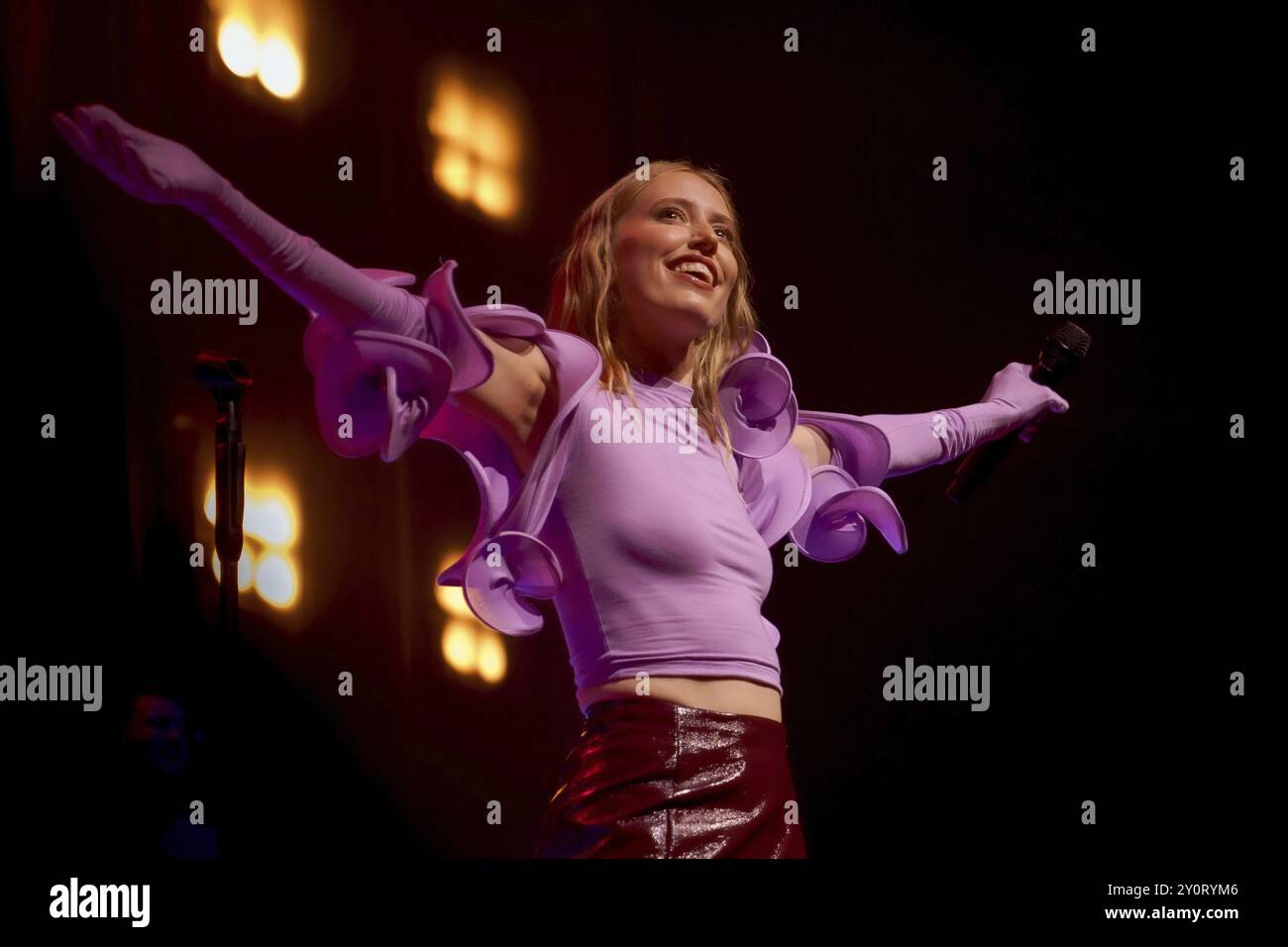 LEA live auf Tour 2024 in der Max-Schmeling-Halle in Berlin am 09/2024 ...