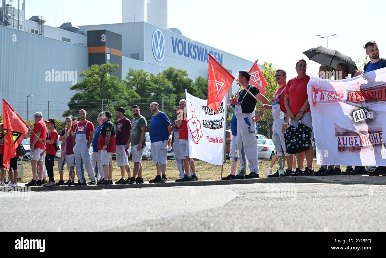 Zwickau, Deutschland. September 2024. Die Belegschaft im Volkswagen ...