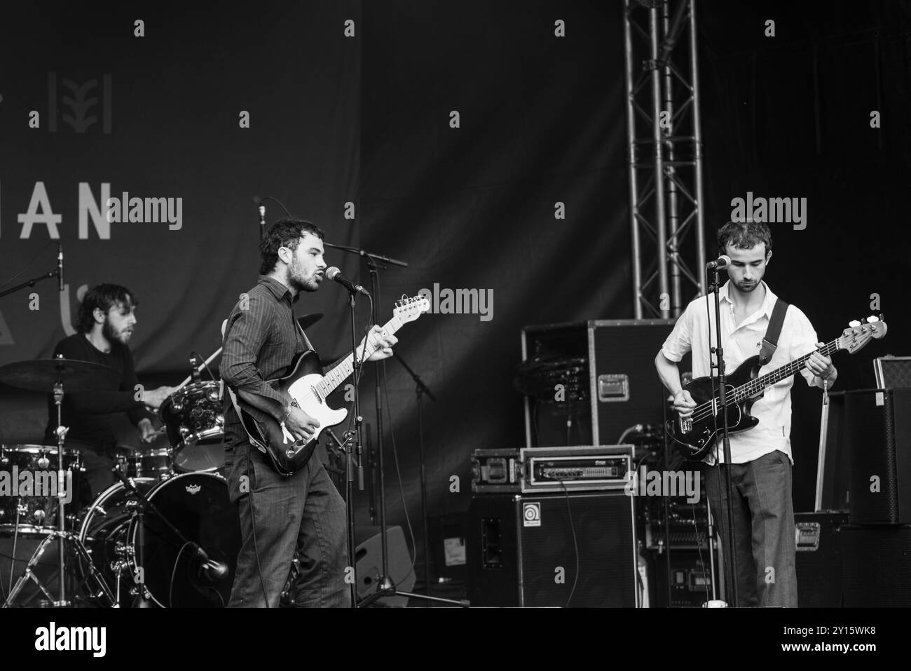 BOROUGH COUNCIL, KONZERT, 2024: Die Brüder Haydn und Joe Ackerly ...