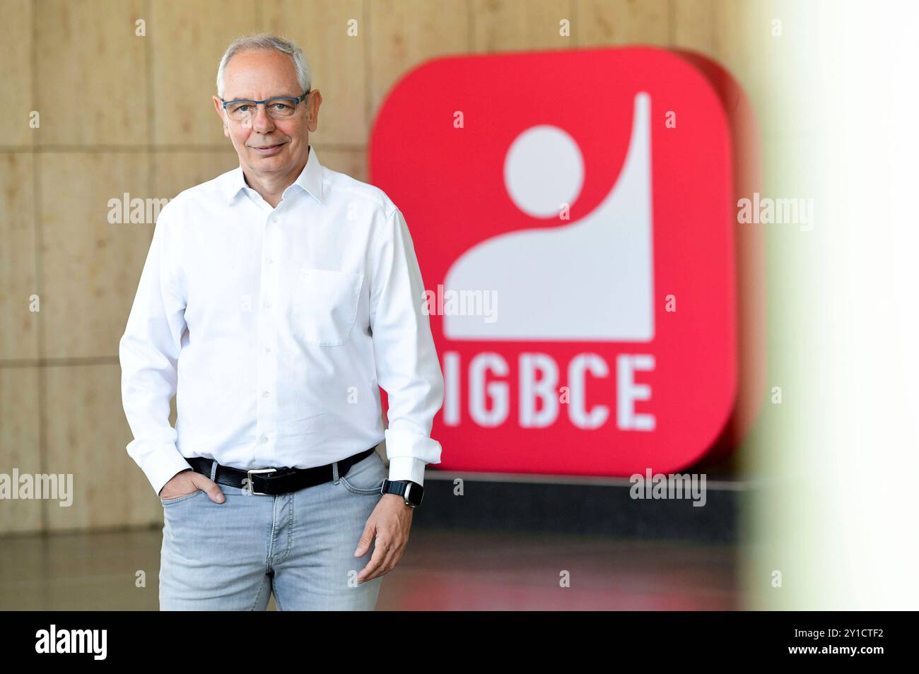 Michael Vassiliadis bei einem Interview- und Fototermin im IG BCE ...
