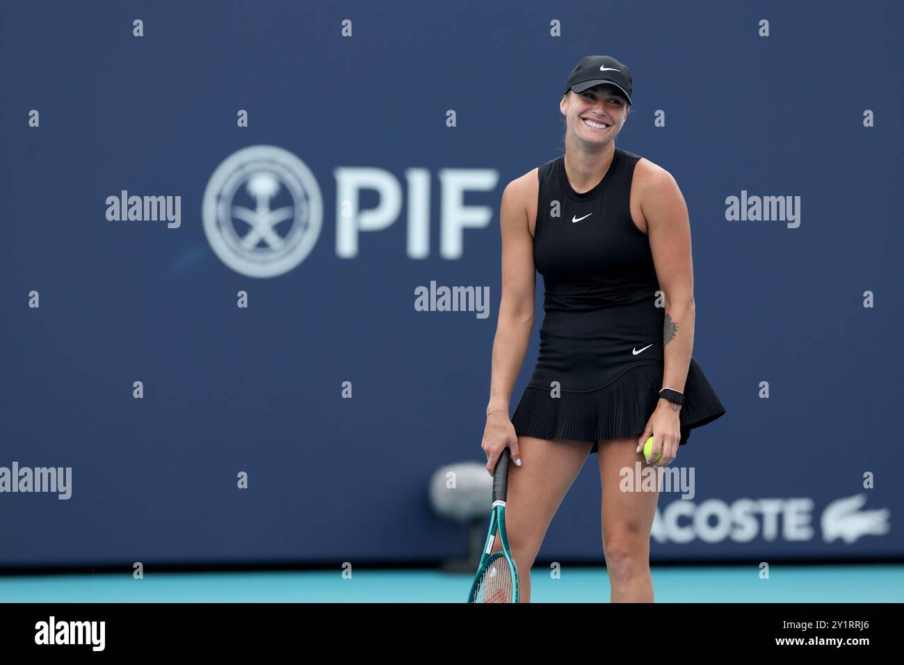 MIAMI GARDENS, FLORIDA - 22. MÄRZ: Aryna Sabalenka aus Belarus besiegt Paula Badosa aus Spanien ...