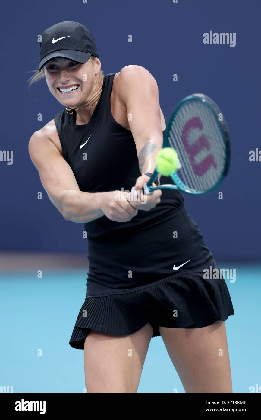 MIAMI GARDENS, FLORIDA - 22. MÄRZ: Aryna Sabalenka aus Belarus besiegt Paula Badosa aus Spanien ...