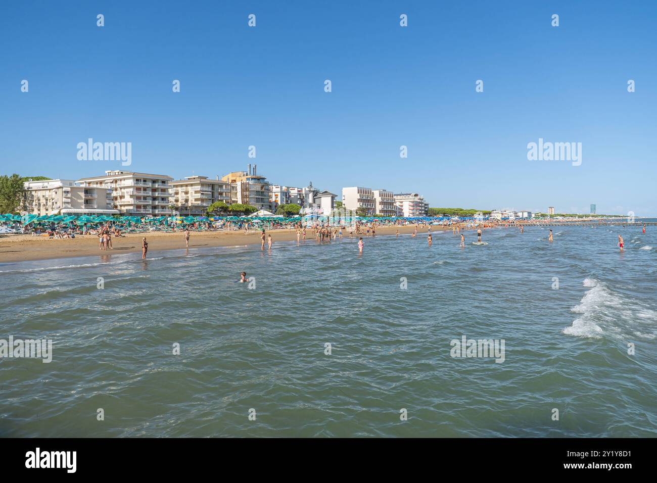 07.09.2024 / Lido di Jesolo, Provinz Venedig, Venetien, obere Adria, Italien / Küste am ...