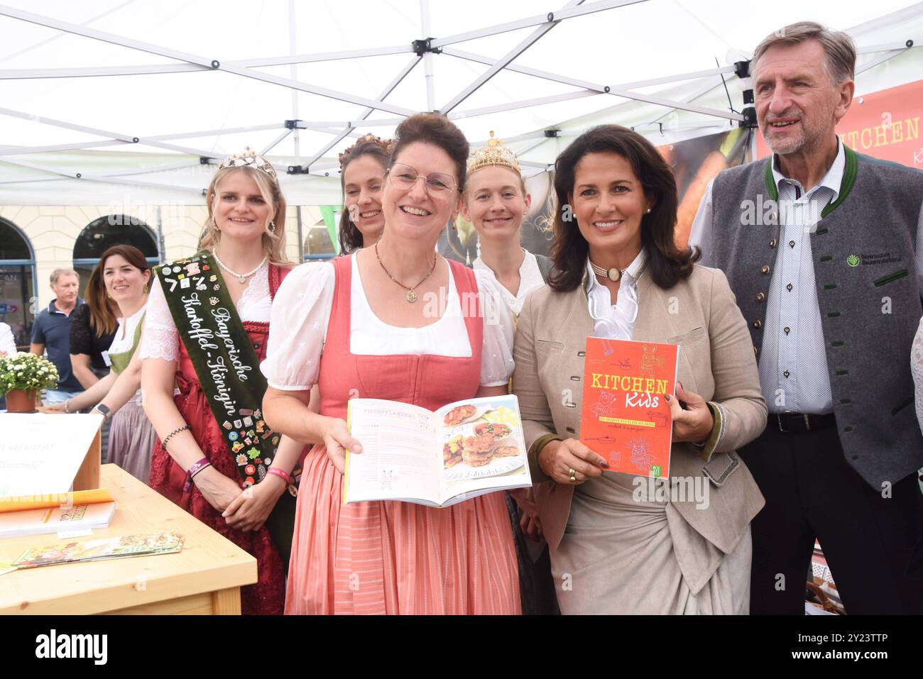 Christine Singer Bayerische Landesbaeuerin MdEP Günther Felssner BBK ...