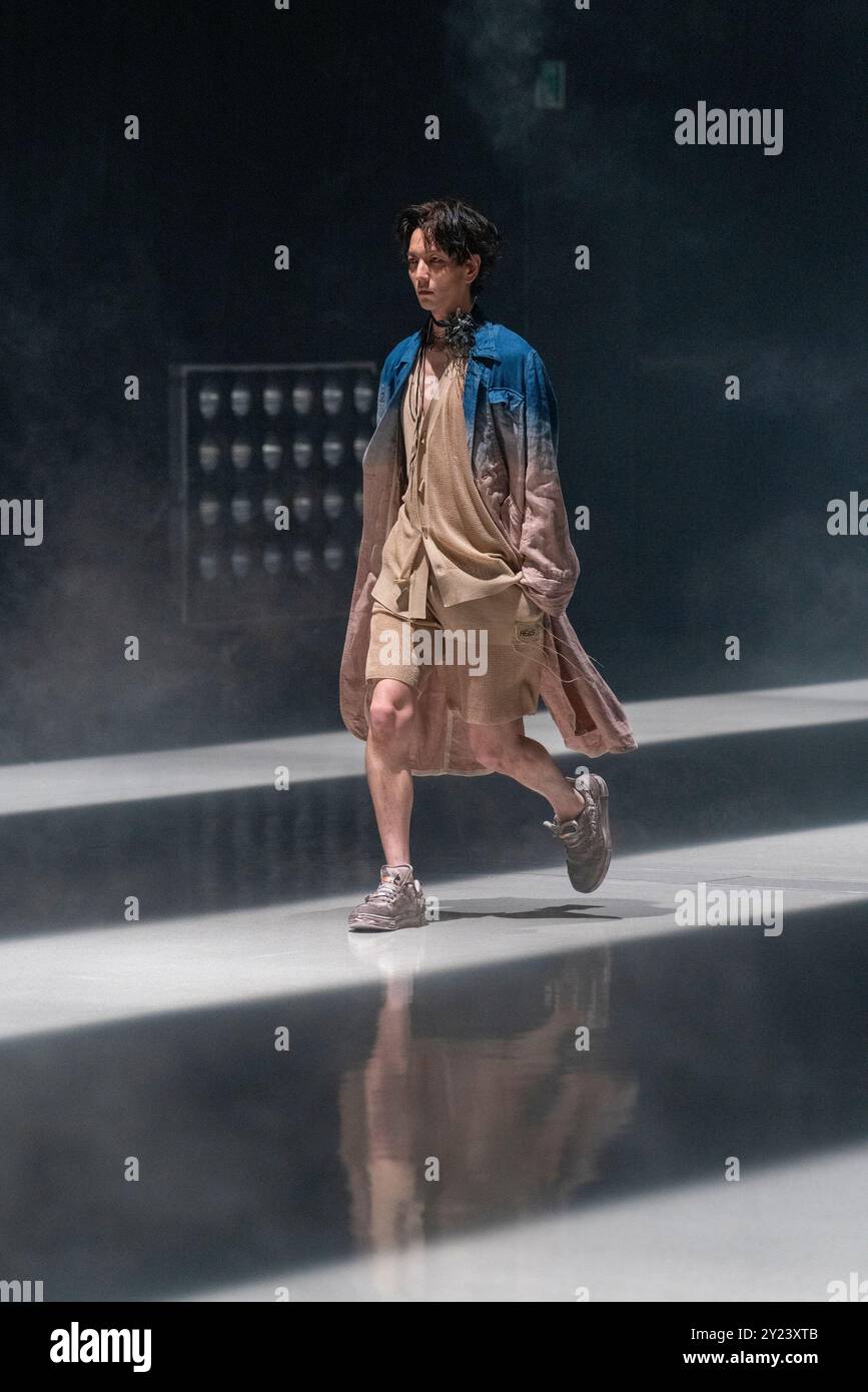 Tokio, Japan. September 2024. Runway Model, 6. September 2024 - Rakuten ...