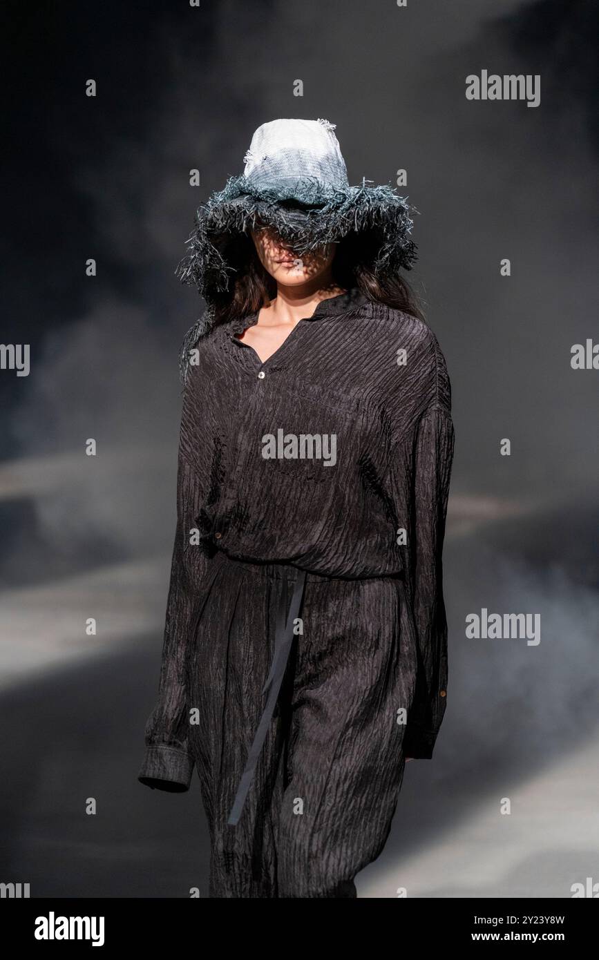 Tokio, Japan. September 2024. Runway Model, 6. September 2024 - Rakuten ...