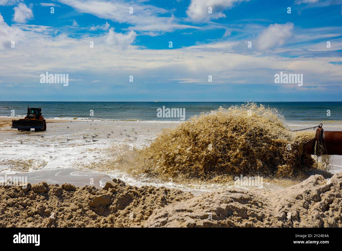 Die Sylter Küste ist der Gewalt des Meeres ständig unmittelbar ...