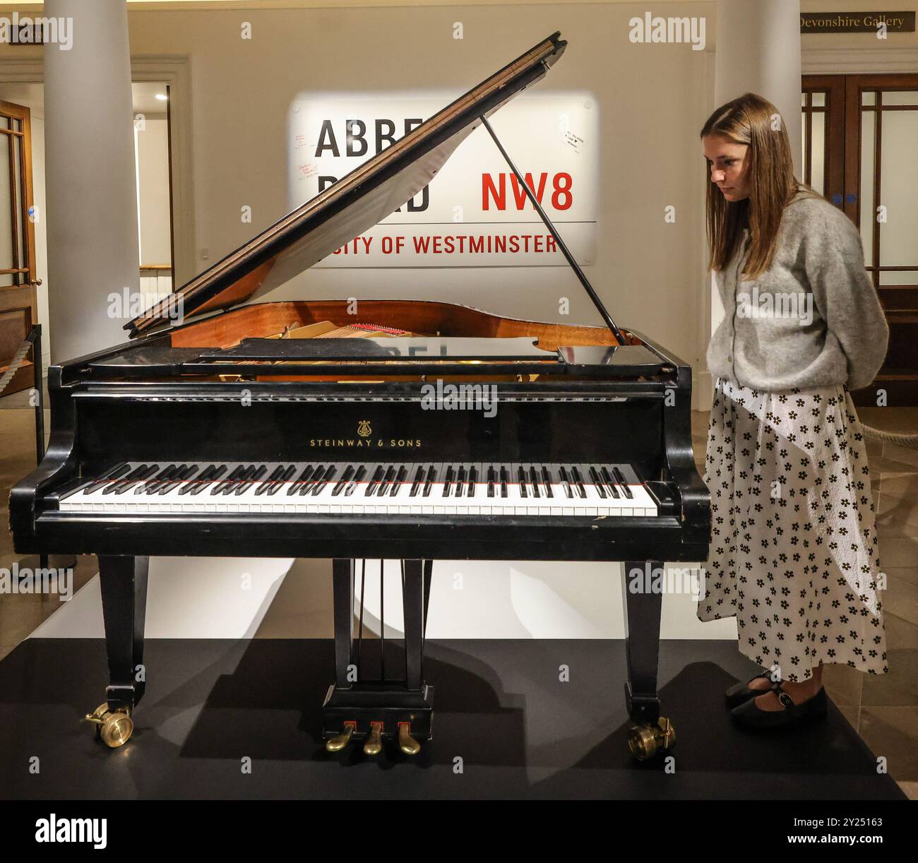 Sotheby's London 09 Sep 2024 enthüllt außergewöhnliche Artefakte Ein ...