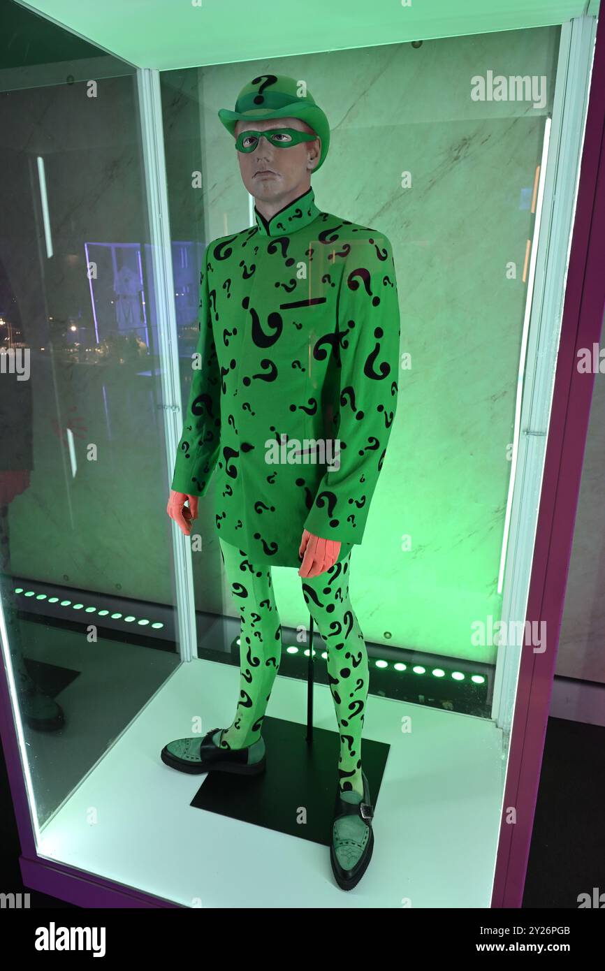 Riddlers Kostüm, wie er von Jim Carrey als „Riddler“ – Batman Forever ...