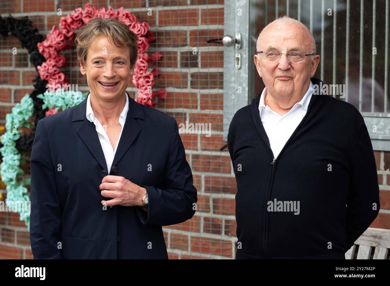 Isabell WERTH, Dressurreiterin und Pferdezuechterin, Ehemann Wolfgang STADTMINISTERPRÄSIDENT ...