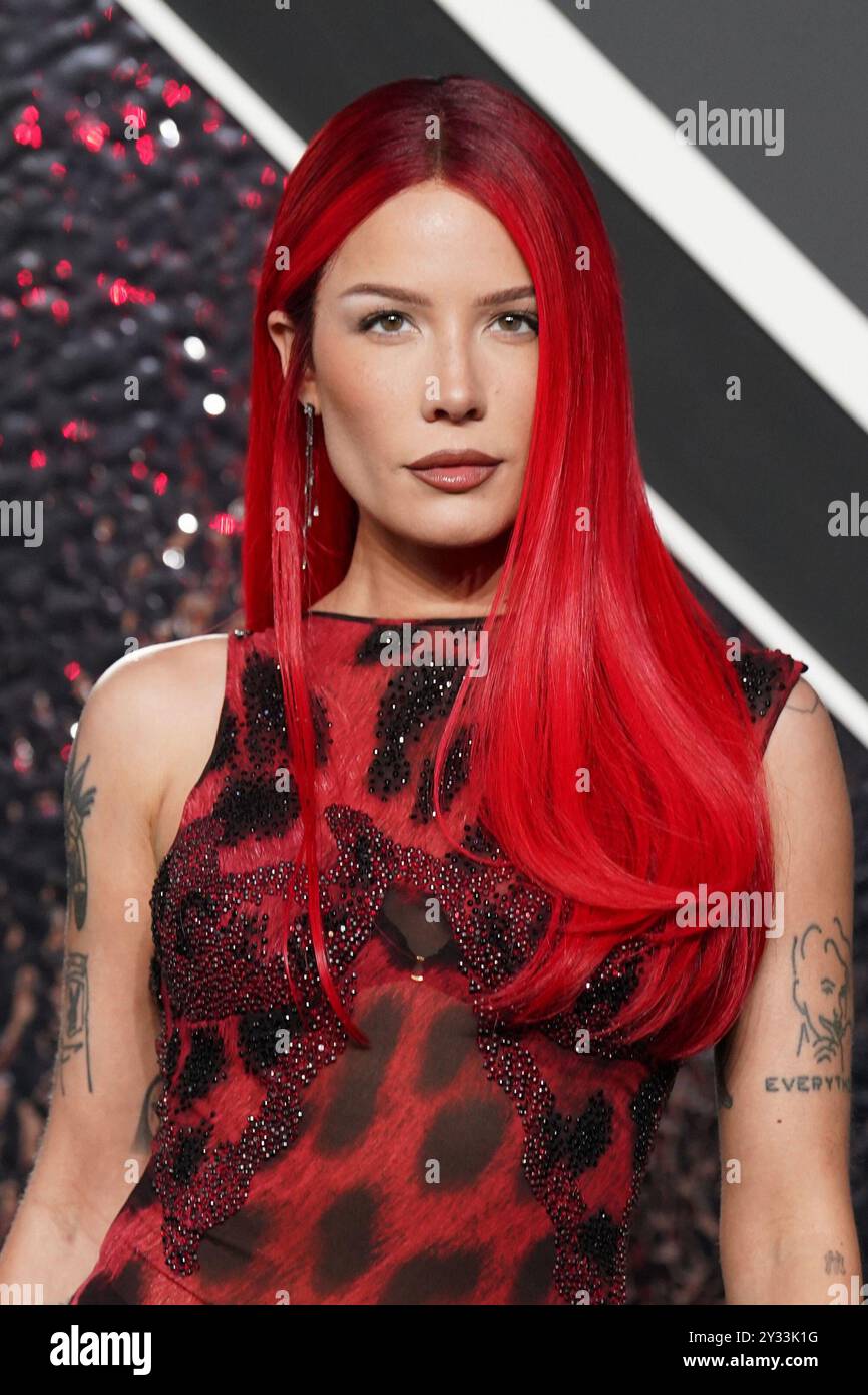 Ny. September 2024. Halsey bei Ankunft für MTV VMAs 2024 - Ankunftstage ...